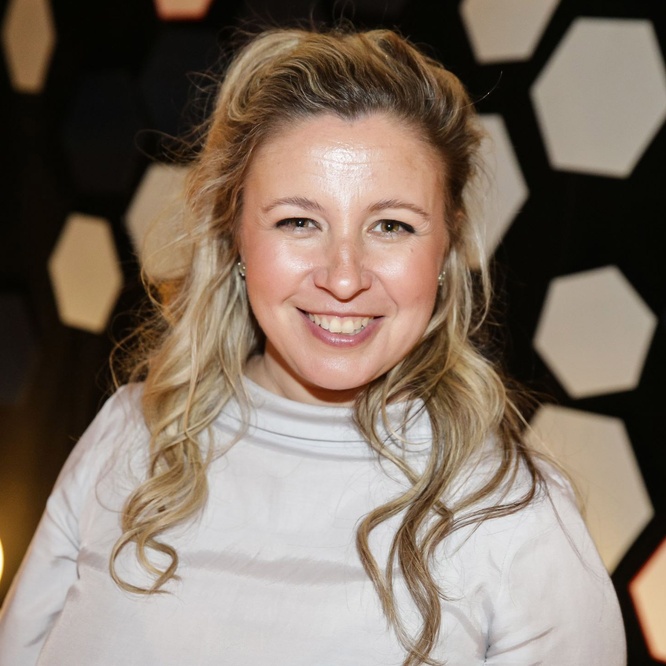 Jessica Barker - Comédienne, Animatrice