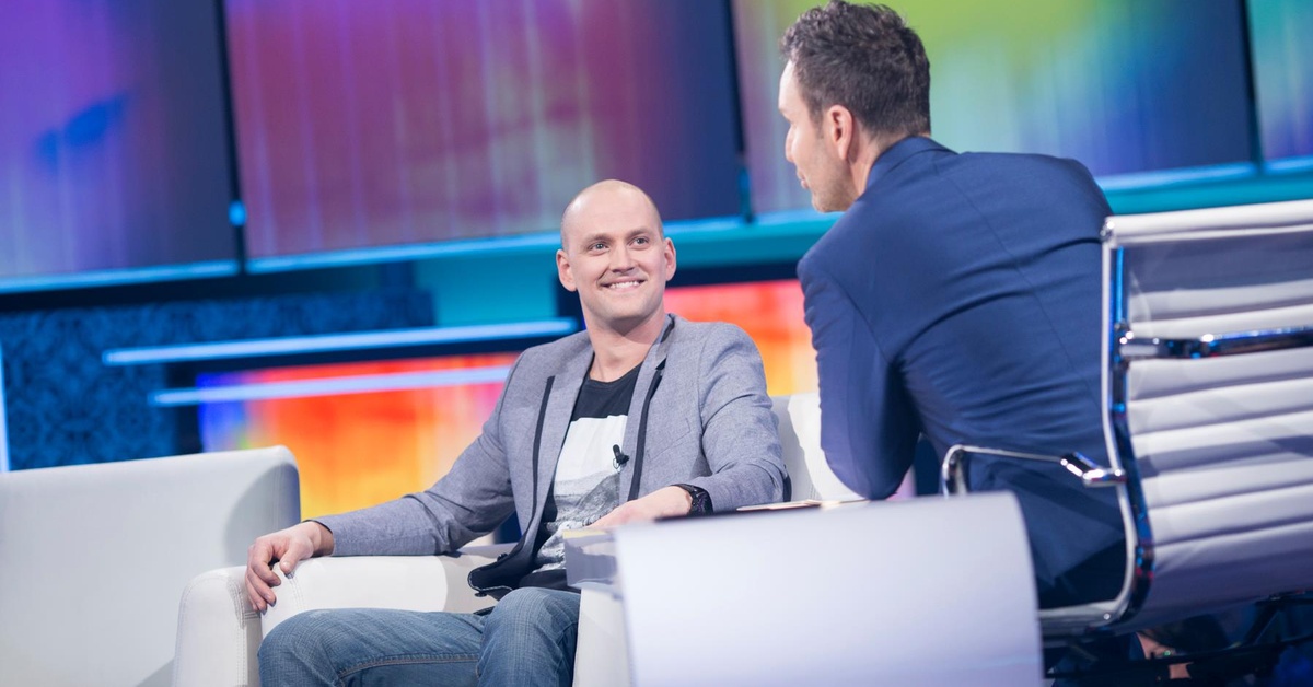 Éric Salvail à Alexandre P. de ADLPRE : « Elle a-tu avalé sa gomme ...