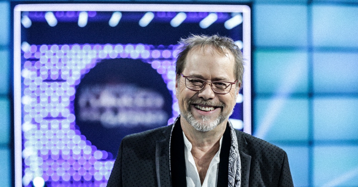 Denis Bouchard parle amoureusement de sa nouvelle conjointe - Showbizz.net