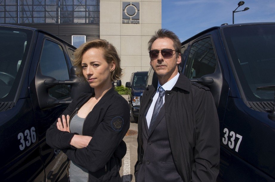 Blue Moon (2017-2019) - Série