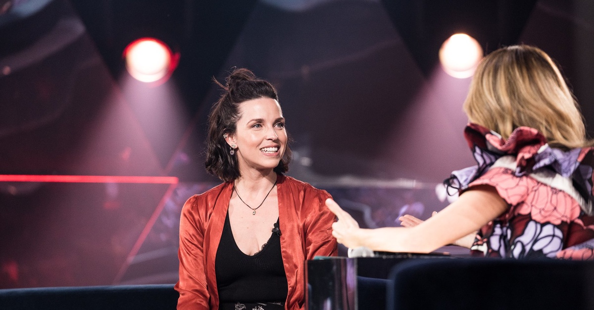 Vidéo : Lydia Bouchard de Révolution a passé une Audition à l'aveugle à ...