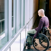 Anthony Therrien - Comédien - Showbizz.net