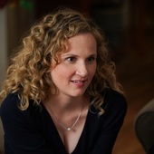 Caroline Bouchard - Personnages - Showbizz.net