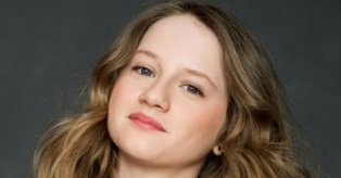 Axelle Michaud - Comédien - Showbizz.net