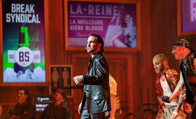 Spectacles - Showbizz.net