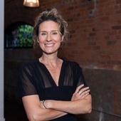 Édith Cochrane - Comédienne, Animatrice - Showbizz.net